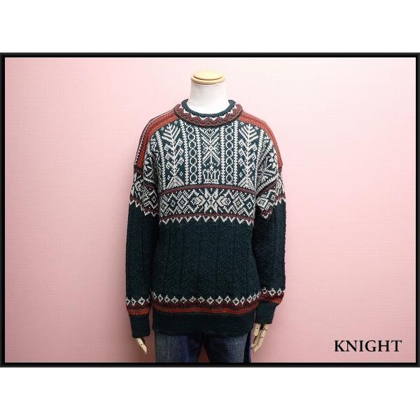 ブランド・説明DALE OF NORWAYダーレオブノルウェイのセーターです。とても雰囲気のあるデザインですね。素敵にお使い頂けると思います。気になる方は是非ご検討下さい。サイズ表記　M　　　実寸　着丈70cm　身幅53cm　肩幅60cm　...