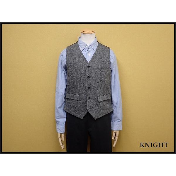 ブランド・説明thames pointテムズポイントのキルティングジレです。とても雰囲気のあるデザインですね。素敵にお使い頂けると思います。気になる方は是非ご検討下さい。サイズ表記　S　胸囲80-88　身長155-165　　　実寸　着丈55...