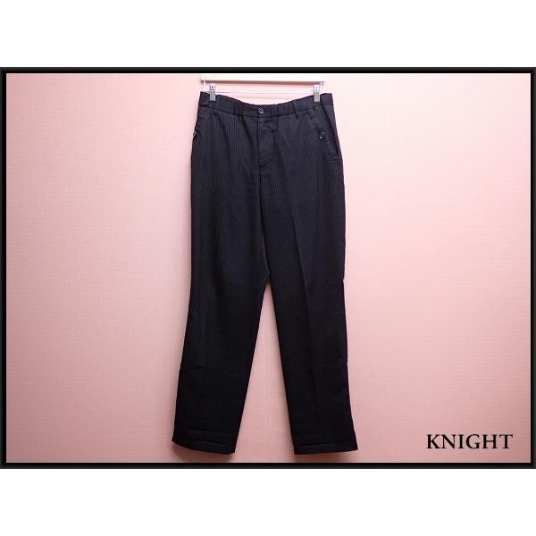 ブランド・説明BASISBROEKバージスブルックのパンツです。ベルギー製、とても雰囲気のあるデザインですね。素敵にお使い頂けると思います。気になる方は是非ご検討下さい。サイズ表記　46　　　実寸　ウエスト80cm〜90cm　股下80cm　...