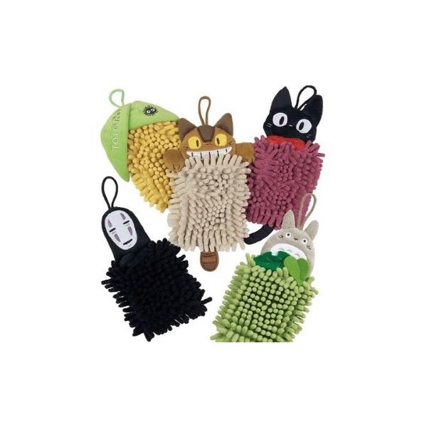 お風呂や洗面台まわりを楽しくチェンジ！！ジブリ映画『となりのトトロ』『千と千尋の神隠し』に登場するキャラクターたちが顔をのぞかせる、吸水＆もこもこ触感のキュートなミニお手ふきです。【サイズ】　となりのトトロ・にこにこネコバス・もこもこカオナ...