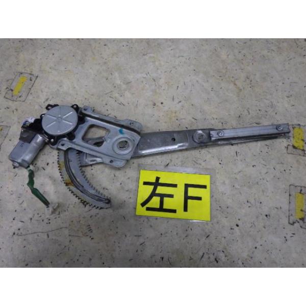 240401001113220(こちらの商品は個人宅配送可能です。)部品管理番号：240401001113220部品メーカー：ミツバメーカー純正品番：61188KE012部品名：左Fドアレギュレータ・モーター部品メーカー品番：???260部...