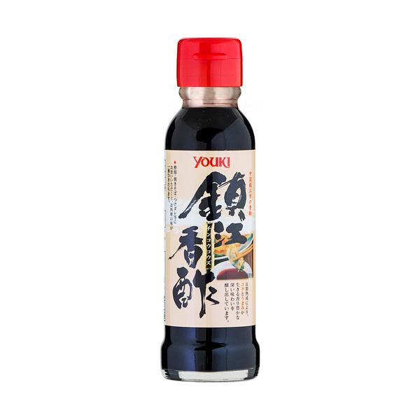 もち米を原料とし、５年以上の年月をかけてゆっくりと熟成させました。ほのかな甘みと芳醇な香りが特徴で、煮込むほどコクとツヤが深まり、料理をつややかに仕上げます。中国江蘇省鎮江産