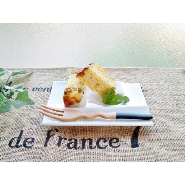 【isora】イゾラ　パレットプレート　13cm【白い食器　深山　miyama　美濃焼　四角　スクエア　仕切り皿　小皿】　爆買　爆買