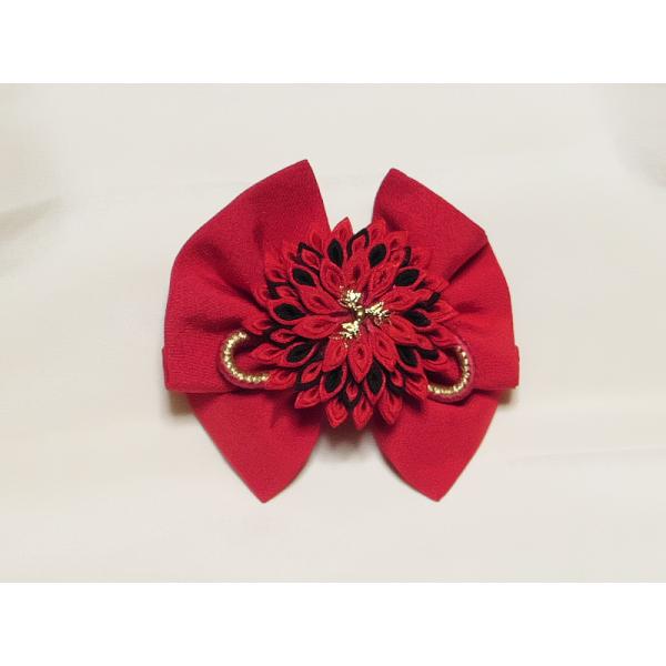 【商品お届けについて】　こちらの商品は、クリックポスト発送です。　引き渡しがポスト投函のため、お届けまでの日数は発送日から2日前後です。　またまた当店で販売している髪飾りは全て手作り品です。注文後に製作するため、発送は注文日の翌日以降になり...