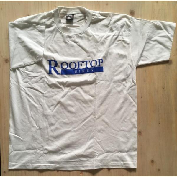 80年代初頭アメリカで誕生した。BMX Ridersの為のアパレルブランドです。XLサイズ New Old Stock　総丈　約73cm身幅　約58cm