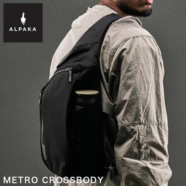 ■ 商品番号METRO CROSSBODY■ 特徴高機能＆大容量なボディバッグ。右掛け(右肩側)用と左掛け(左肩側)用、それぞれに対応したデザインで機能的。深めなサイドポケットはファスナーでサイズ調整可能、タンブラーや傘を入れるのに便利です...
