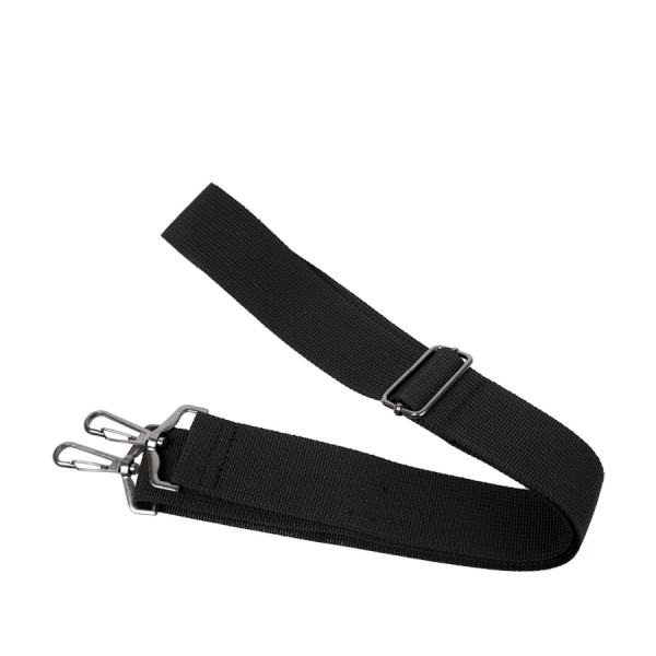 ※ショルダーベルト単品の販売ページです※こちらの商品単体のご注文は【メール便発送のみ】となりますお手持ちのバッグのDカン等に取り付け可能なショルダーベルトです。交換用としてもお使い頂けます。■素材：ポリエステル■色：ブラック■サイズ：全長約...