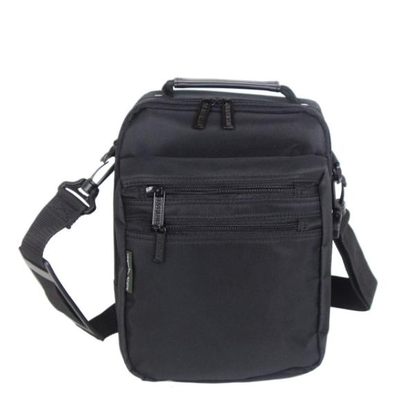 メンズ ショルダーバッグ 斜め掛け BLAZER CLUB MF前2P ショルダー タテ型 B5サイズ 33580 軽量 バッグ メンズバッグ 斜めがけ ナイロン ブラック 黒 ビジネス おしゃれ プレゼント ギフト 父の日 お誕生日 クリ...