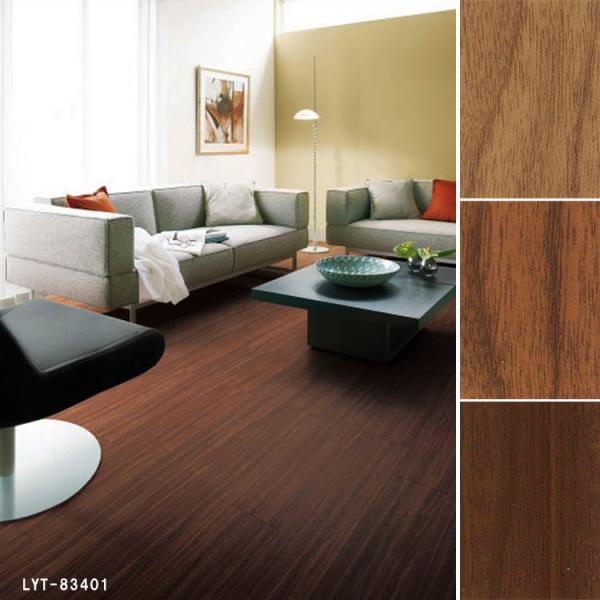 ☆商品の詳細サイズ：91.44cm×15cm全厚：2.5mmケース入数:24枚入面取：四方糸面取り表面クリア層：0.4mm●床暖房対応について●素材の特性上、温度変化でタイルが変形する場合がありますので、床暖房の上にはご使用いただけません。...