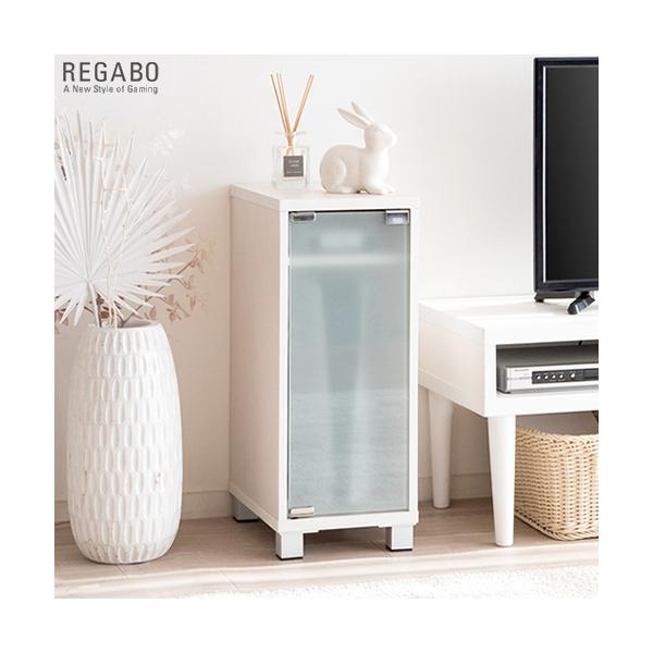 ゲーム機とコントローラーをまとめて収納できる便利なデザイナーズゲームラック『REGABO（レガボ）』。PS5など据置型ゲーム機が縦にピッタリ収まるラックはガラス扉になっており、ゲーム機を隠してホコリの侵入を防ぎます。背面はオープン仕様で放熱...
