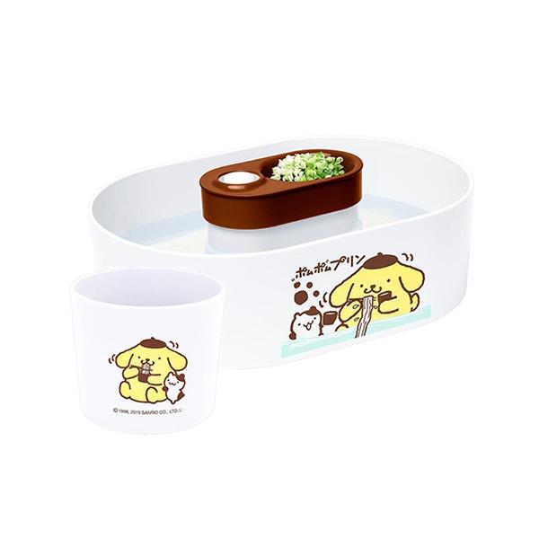サンリオキャラクターたちといっしょに流しそうめんを楽しめる！●サイズ：約W230×H83×D169mm（本体組立時）　　　　　約WΦ75×64mm（つゆ鉢）●材質：ABS/シリコン　　　　　約W234×H173×D75mm（BOX）●電池：...