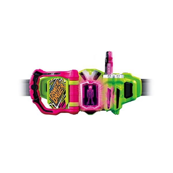 『仮面ライダーエグゼイド』より、「変身ベルト DXゲーマドライバー」がパッケージデザインを新たに、SUPER BEST 変身ベルトシリーズとして登場！付属のライダーガシャットをDXゲーマドライバーにセットすると仮面ライダーエグゼイド アクシ...