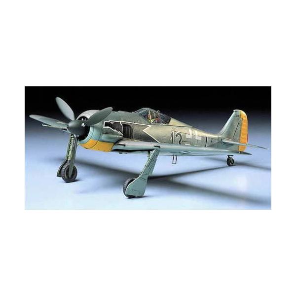 第二次大戦中盤から終戦まで、メッサーシュミットBf109と共にドイツ空軍の主力戦闘機として戦い続けたフォッケウルフFw190A-3戦闘機のプラスチックモデル組み立てキットです。ライバルのスピットファイアMk.Vを圧倒したというタフで迫力溢れ...