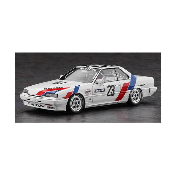 1986年JTCのチャンピオンマシンを再現！レース用の新規プラ部品を多数セットします。ボディパーツカラーはホワイト。窓の塗り分けシールが付属します。■追加プラ部品・トランクフード・ダッシュボード・バケットシート・ロールケージ・ハンドル・排気...