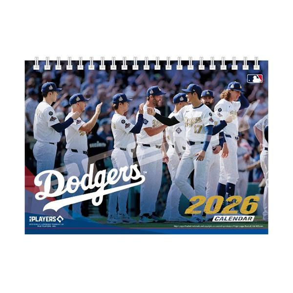 予定管理も応援も、この一冊で。表面にはスター選手たちの臨場感あふれる写真を大きく掲載。まるで球場でその瞬間を目撃しているかのような迫力をデスクの上で楽しめます。裏面では、広い書き込みスペースで日々のスケジュールをスマートにサポート。美しさと...