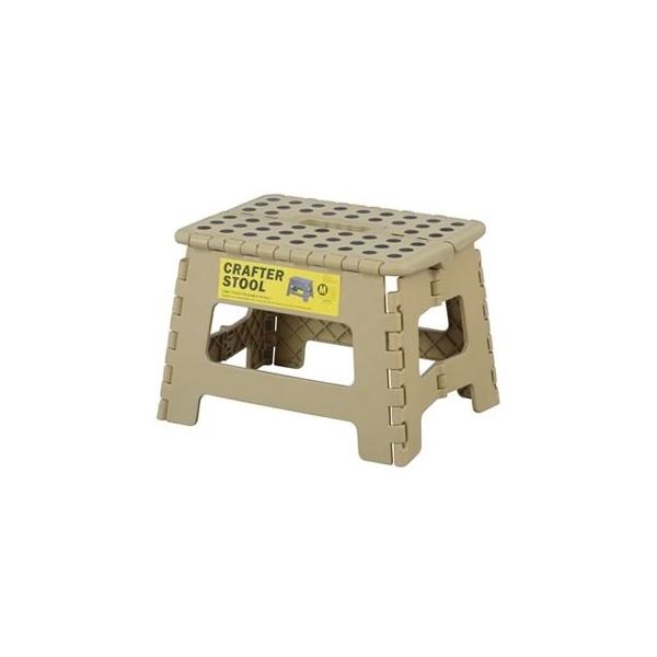 様々なシーンで使える、折りたたみクラフタースツール軽量で持ち運びが簡単なクラフタースツール。キャンプ等のアウトドアはもちろん、掃除等インドアでも使える１台は欲しいアイテム。サイズ：W32×D25×H22cm重量：1.2kgJAN：49851...