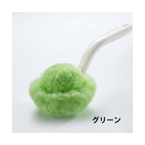 ●異形断面糸で水だけでも湯アカなどの汚れも簡単に落とすことができます。●浴槽、ユニットバスの床面、壁面にフィットし、水ハネがなく、スミズミまで洗えます。●繊維でこすりますので特にシボの入ったユニットバスの床面のすきま洗い等に便利です。●ボリ...
