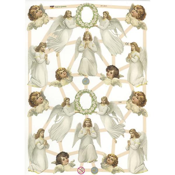 多色使いが素敵で楽しい。ケマージュを使って木の箱をアレンジしましょう！写真やカード、アルバムや雑貨を自分好みにアレンジ♪