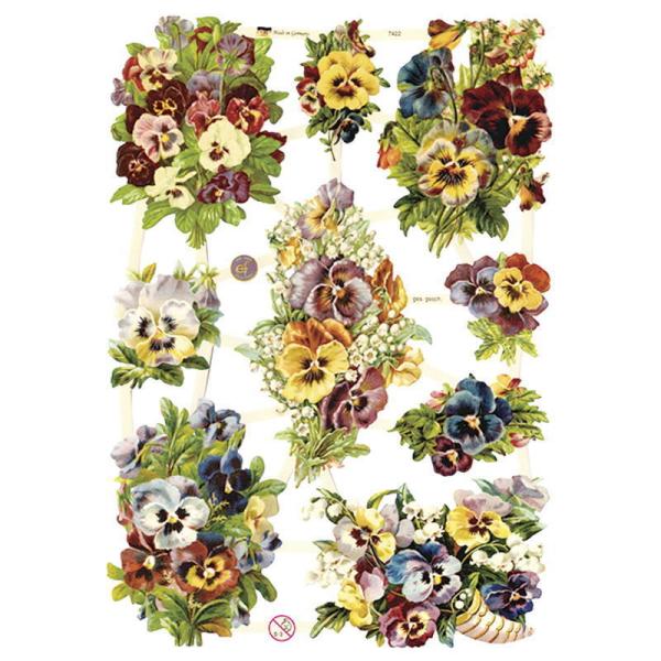 多色使いが素敵で楽しい。ケマージュを使って木の箱をアレンジしましょう！写真やカード、アルバムや雑貨を自分好みにアレンジ♪