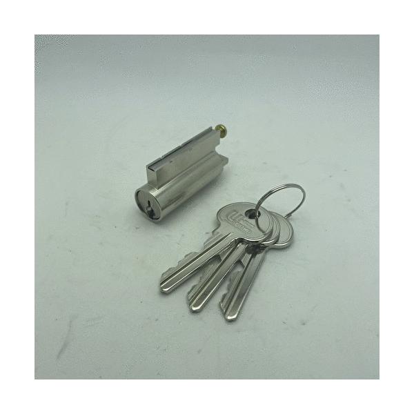 ■付属キー本数 3本■シリンダータイプ 6ピンシリンダー■対応扉厚(mm) 36■カラー・仕上 シルバー■取り付け可能刻印 7680Eなど