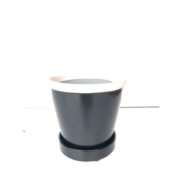 ベゴニアにも相応しい陶器鉢　４号サイズベゴニアの苗10.5cmポットがすっぽり収まる丁度良いサイズサイズは直径12センチなので、直接の植え込みなどベゴニアの植え替えにおすすめ！ピアノの鍵盤楽器のような艶光りのブラックダーク系のベゴニアの植え...