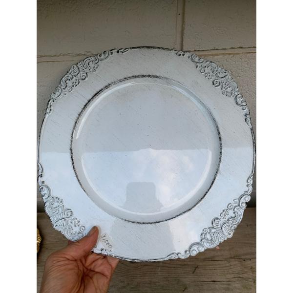 アルハンブラ宮殿を思わせるエレガントな皿大きな鉢の寄せ植え等の受け皿にお使いいただけますプラスチック製ですので、軽く、取り扱いが楽ですサイズ直径30センチ