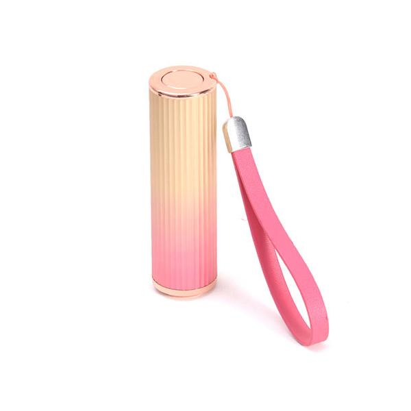 スマホが充電できる高速ハンドウオーマー●カラー:ピンク●本体サイズ:ф30*103mm 121g●材質:ABS、シリコン、電気部品他●電源:リチウム内蔵充電池 4500mAh●充電時間:約3〜4時間●電池持続時間:3.5-5.5時間●2段階...