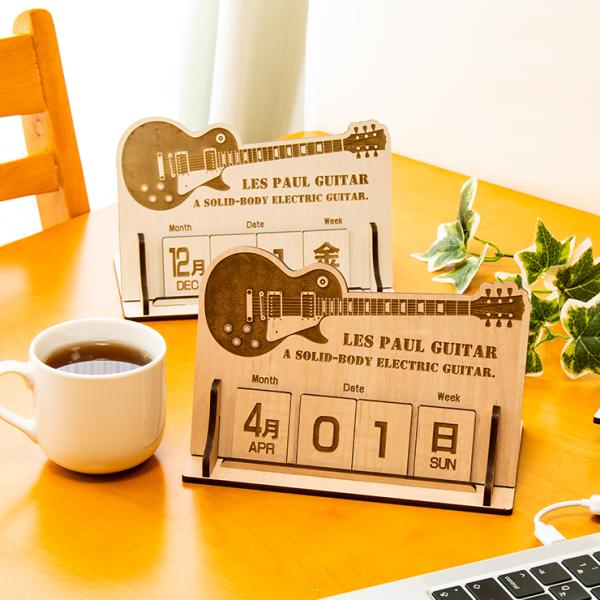 ■商品番号：00-A00087【この商品のスペック】■寸法幅18.5×奥行10.5×高さ12.1cm木札：幅3.15×4.3cm板の厚み:4mm■商品の特徴・月、日付（２桁）、曜日の木札をそれぞれ置き換えるだけで使える万年カレンダーです。・...