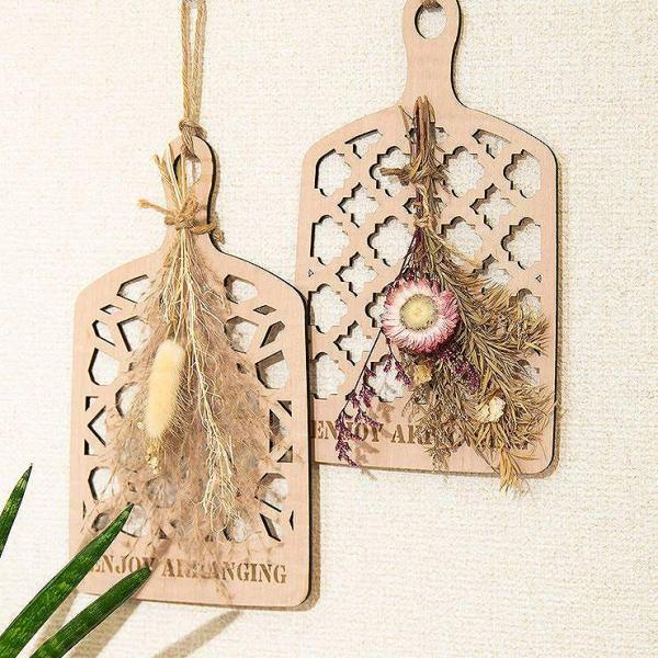 この商品のスペック  商品番号  00-a00144  寸法  外寸幅：約140mm×長さ：約245mm  特徴お好みに合わせtて自由にアレンジ！麻紐などでドライフラワーや松ぼっくりをアレンジしてかわいらしく飾ってみませんか？デザインされた...