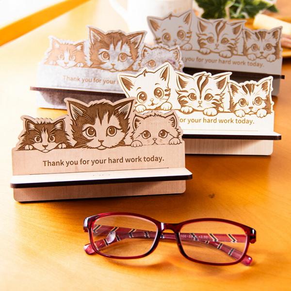 商品番号00-a00162寸法外寸板: 幅 150mm×奥行74mm×高さ85mm素材特徴おしゃれでかわいらしいなデザインが特徴で、高級感も漂います。木製の素材を使用しており、その温かみと自然な風合いが魅力です。また、横置き型のデザインなの...