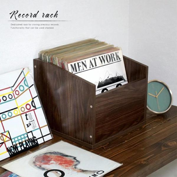 こちらの商品は正午までのご注文で当日発送可能な商品です。(ご予約品・休業日を除きます)※翌日お届けをご指定された場合は時間指定は出来ません。　このレコードラックは、アルバムジャケットを見せるデザインで、レコード屋さんで欲しいレコードを探して...
