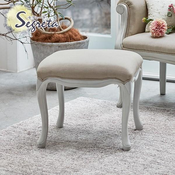 シャビーシックテイストで統一されたアンティーク調家具シリーズ「セグレータ」味のあるグレイッシュホワイトの上品な雰囲気が幅広い年代の女性に選ばれています。昔から人気のあるリボンやリーフなどのモチーフをアンティーク調の装飾として施し、クラシカル...