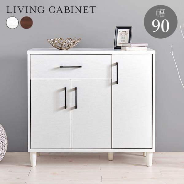 シンプルでモダンなデザインの脚付きキャビネット。スチール取っ手の黒色と高級感のある木目がスタイリッシュなので、どんなインテリアにも馴染みます。リビングや書斎はもちろん、キッチンや玄関などでもお使いいただけます。収納スペースは大容量で機能的。...