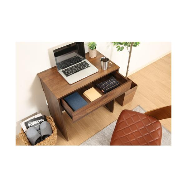 工具を使わずカンタン組立！シンプルデザインデスク！天板にはコード用、ぴったり壁付けしても、ケーブルをスムーズにつなぐこともできます。引き出し付きで筆記用具などの収納に。脚部には高さを微調整できるアジャスター付き。【カラー】MBR（ミディアム...