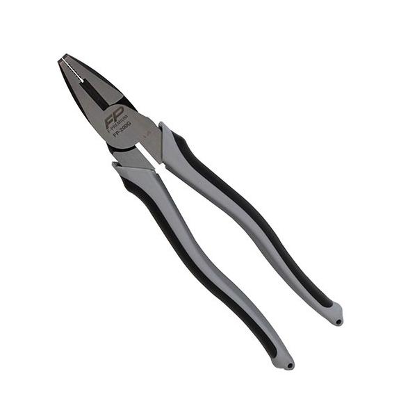 電気工事、土木、建築、機械組立修理から一般家庭でのDIYまでご使用いただけるオールラウンドモデルです。【用途】電気工事、木工・金工作業、機械部品の組立・修理等。【機能】・軽量強靭、大変使いやすいペンチです。・独自開発による特殊鋼を使用してい...