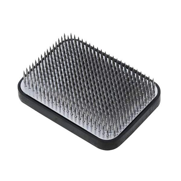 【用途】剣山。【機能】生け花用です。錆びにくいステンレス針です。【仕様】●すべりにくいゴムマット付。●大角。