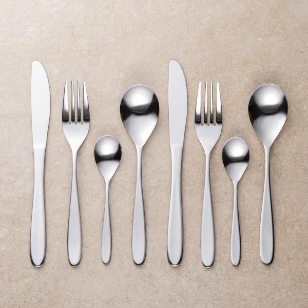 ご自宅用から贈り物にも喜ばれる、ステンレス製のシンプルで上品さをプラスしたデザインです。 【 爆買 】