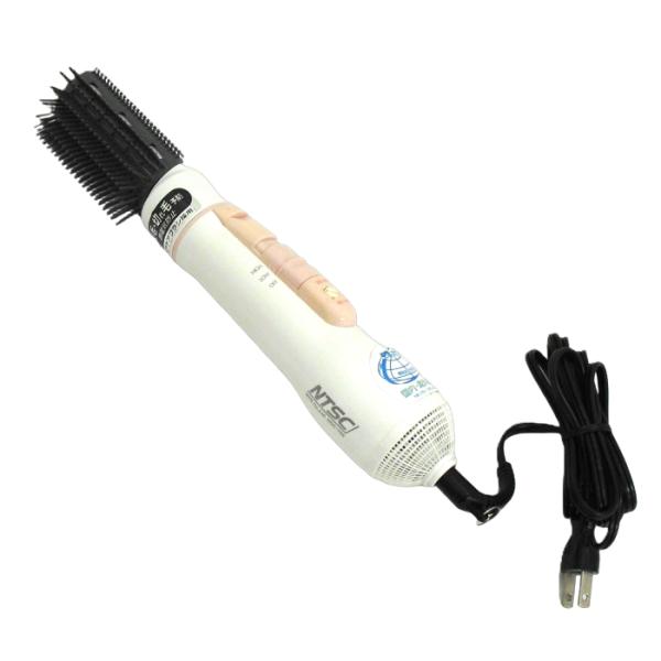 ※「PayPayほけん・あんしん修理」日本国外で生じた事故は対象外となりますのでご注意ください。海外でも美しいヘアスタイルを。MAX700Wのハイパワードライヤーと静電気防止Sカールブラシで、世界のどこに行ってもキレイにスタイリング。電圧切...