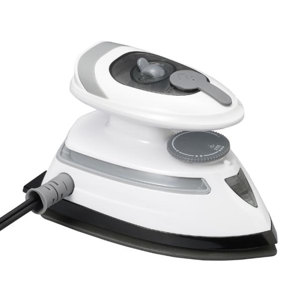 ※「PayPayほけん・あんしん修理」日本国外で生じた事故は対象外となりますのでご注意ください。日本でも海外でも使えるミニサイズのミストアイロン海外の電圧に対応しているので、変圧器は不要です。■電圧切替スイッチ付■手のひらサイズで持ち運び便...