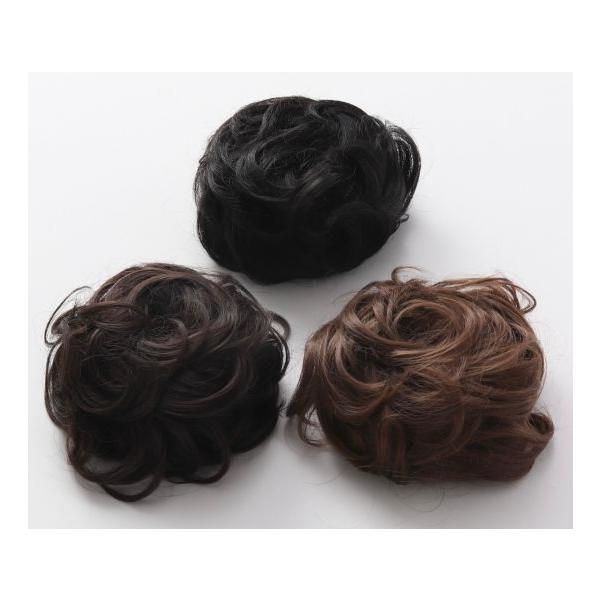 YCWZ0306【マウナロアオリジナル フラ用ロコウィッグ】大きめのカールシニヨンタイプのマウナロアオリジナル、フラ用ロコウィッグ。着脱も簡単なので、忙しい本番前の準備も時間短縮できます。大きなクリップも良く映え、上品さと華やかさを醸し出す...