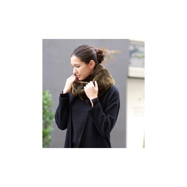 イタリアの美意識と日本の技術から生まれたカルドニード。カルドニードシリーズの中でも、最も柔らかい素材を使用した肌触りのリッチファースヌードです。デザインはイタリア、製造は安心の日本製です。超柔アクリル、メランジアクリル、断層保温アクリルとい...