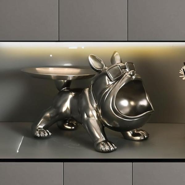 要件1: ユニークな形状 このフィギュアは、クリエイティブで斬新なデザインを備えています。かわいい漫画の動物の形状があり、レトロでエレガントな雰囲気を醸し出しています。その多用途性と魅力的なデザインは、一際際立っています。要件2: 完璧な家...