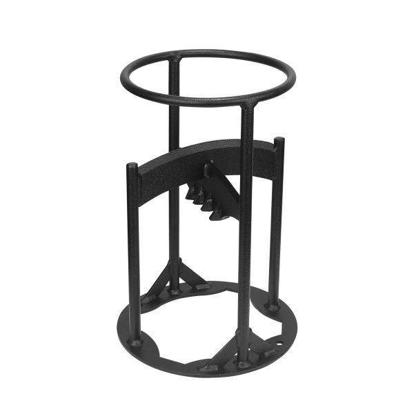 薪割り器は薪を安全リングの中に通し、片手で薪を軽く支えながら刃に食い込む程度にハンマーで軽く叩きます。手の支えをはずし、引き続きハンマーでたたき割ります。作業を始めるともっともっと割りたくなります。薪割り器はキンドリングクラッカーとハンマー...