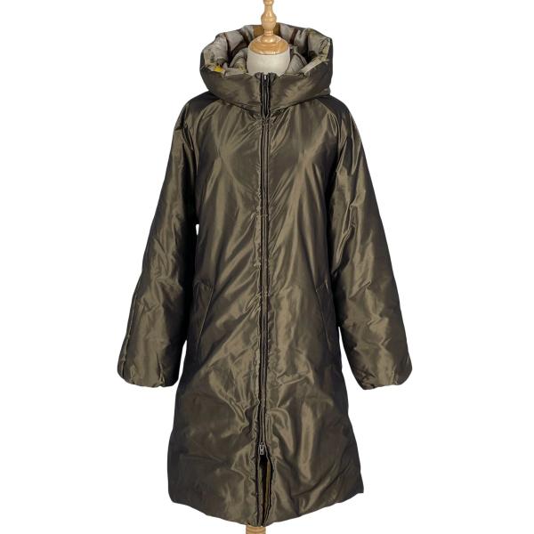 【ブランド名】エルメス/HERMES【ブランド状態ランク】ランクB【タイプ】ダブルジップ ダウンコート【ライン】スターマーク Projets Carres au Crayon カーキ【対象】レディース【表記サイズ】38【サイズ詳細備考】裄丈...