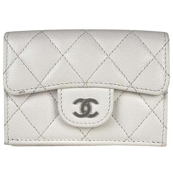 【ブランド名】シャネル/CHANEL【ブランド状態ランク】ランクB【タイプ】ココマーク 三つ折り財布【ライン】マトラッセ ミニウォレット【型番】AP0230【対象】レディース【シリアル】********【幅】約10.5cm【高さ】約7.5c...