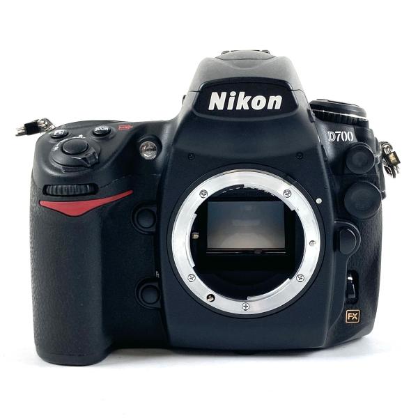 【メーカー名】Nikon【製品名】D700 ボディ【カメラ種類】デジタル 一眼レフカメラ【カメラ付属品】バッテリー、ボディキャップ、ホットシューカバー【ブランド状態ランク】ランクC【コメント】【外観】スレやキズ、汚れ、底部の接点カバーが欠品...