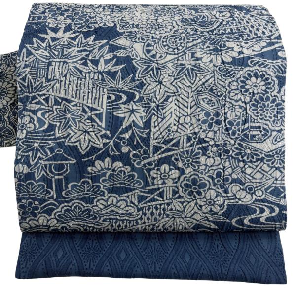 【着物ランク】秀品【素材】正絹【帯丈】約381cm【帯幅】約31cm【帯仕立て】仕立て上がり【コメント】普段使いでお使いいただける名古屋帯でございます。カジュアルな装いに合わせてお使いください。リユース品としては目立った染み傷なく、状態の良...