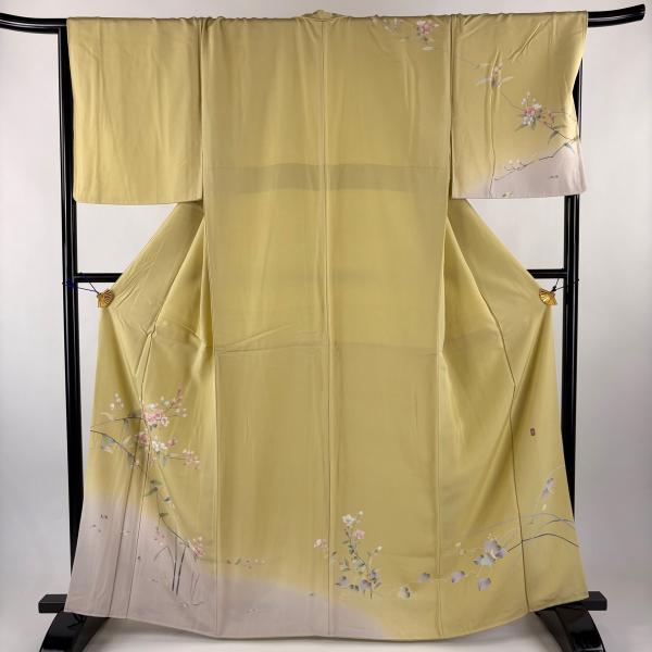 【着物ランク】秀品【素材】正絹【身丈】約164.5cm【裄丈】約68cm【袖丈】約48.5cm【袖幅】約34.5cm【前幅】約24.5cm【後幅】約29.5cm【サイズ】L【着物仕立て】袷【着用時期】10〜5月【コメント】帯次第で幅広くお使...