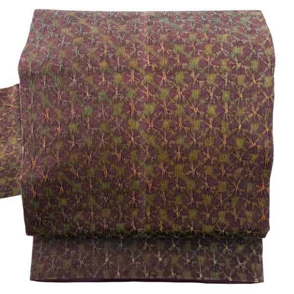 【着物ランク】秀品【素材】正絹【帯丈】約366cm【帯幅】約31cm【帯仕立て】仕立て上がり【コメント】普段使いでお使いいただける名古屋帯でございます。カジュアルな装いに合わせてお使いください。垂境にヤケ、手先に薄いシミ、手先に仕立ての歪み...