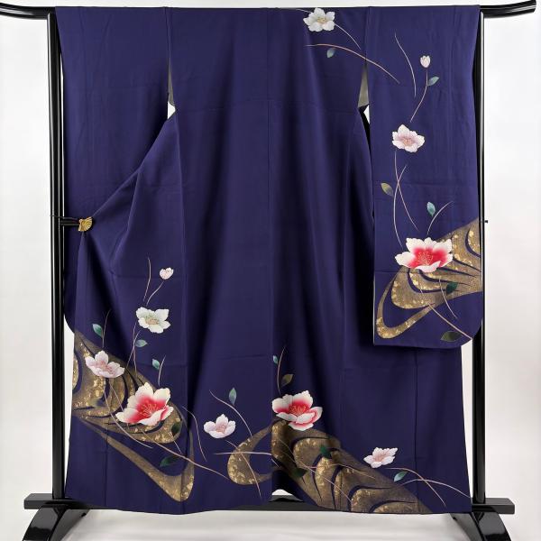 【着物ランク】秀品【素材】正絹【身丈】約157cm【裄丈】約66cm【袖丈】約106cm【袖幅】約33.5cm【前幅】約24.5cm【後幅】約30cm【サイズ】M【着物仕立て】袷【着用時期】10〜5月【コメント】未婚女性の第一礼装としてお使...